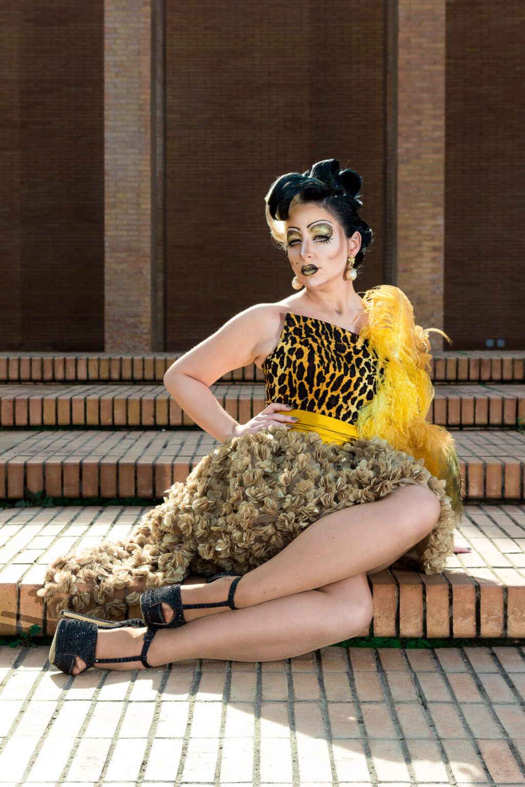 Drag Real Queen - Look Art Studio | Academia de maquillaje y ...